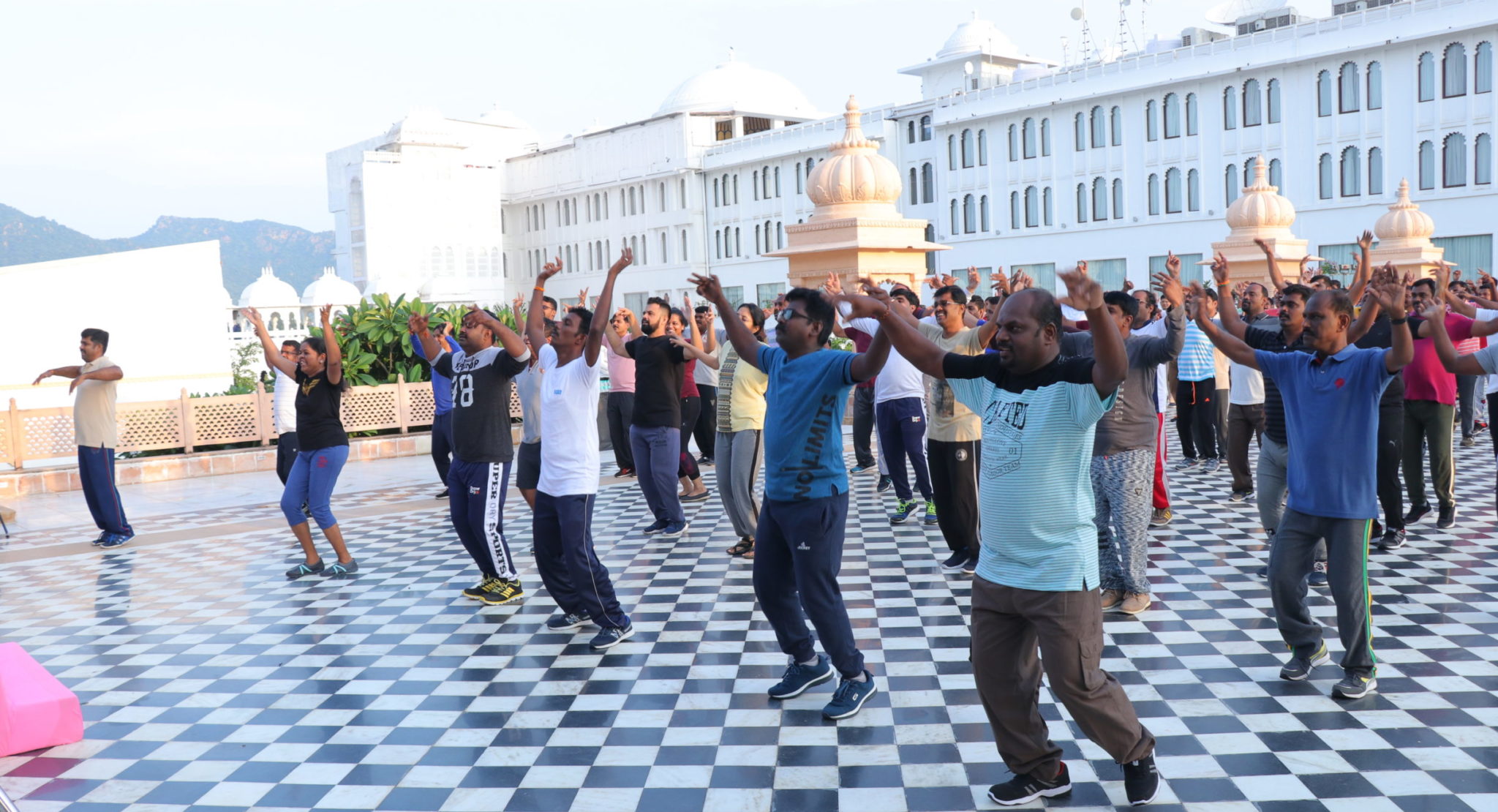 Top Reasons Why A Company Organizes Group Tour